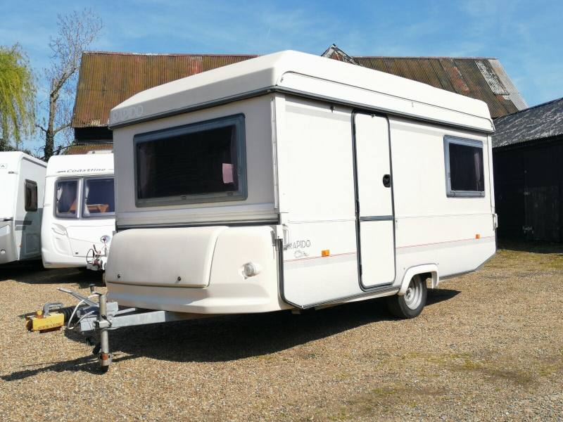 RAPIDO ORLINE FOLDING CARAVAN NEW SHAPE 4 BERTH FULLY SERVICED LOVELY ...